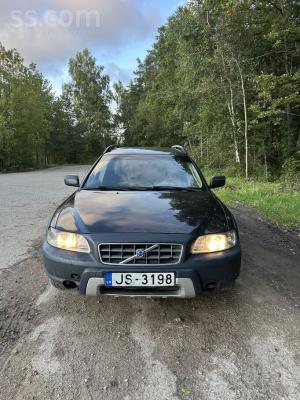 Zils Volvo XC70 2006 Jēkabpils, ar dzinēja tilpumu 2.40 L un nobraukumu 328 tūkst. km par 1800 €, foto 4 vietnē AUTOMOTO.COM.LV