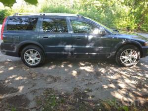 Blue Volvo XC70 2007 in Riga, with an engine capacity of 2.40 L and mileage of 414 thousand km for 3200 €, photo 9 on AUTOMOTO.COM.LV