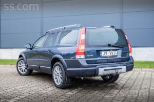 Zils Volvo XC70 2007 Rīga, ar dzinēja tilpumu 2.40 L un nobraukumu 347 tūkst. km par 4490 €, foto 6 vietnē AUTOMOTO.COM.LV