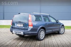 Zils Volvo XC70 2007 Rīga, ar dzinēja tilpumu 2.40 L un nobraukumu 347 tūkst. km par 4490 €, foto 8 vietnē AUTOMOTO.COM.LV