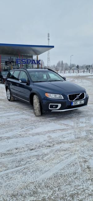 Zils Volvo XC70 2007 Tiri, ar dzinēja tilpumu 2.40 L un nobraukumu 246 tūkst. km par 8500 €, foto  vietnē AUTOMOTO.COM.LV