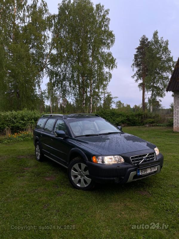 Blue Volvo XC70 2007 in Tallinn, with an engine capacity of 2.40 L and mileage of 434 thousand km for 4720 €, photo 3 on AUTOMOTO.COM.LV