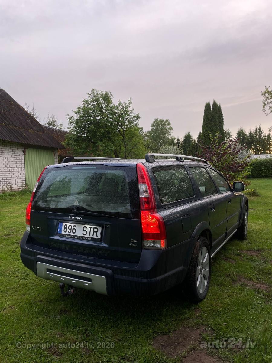Zils Volvo XC70 2007 Tallina, ar dzinēja tilpumu 2.40 L un nobraukumu 434 tūkst. km par 4720 €, foto 9 vietnē AUTOMOTO.COM.LV