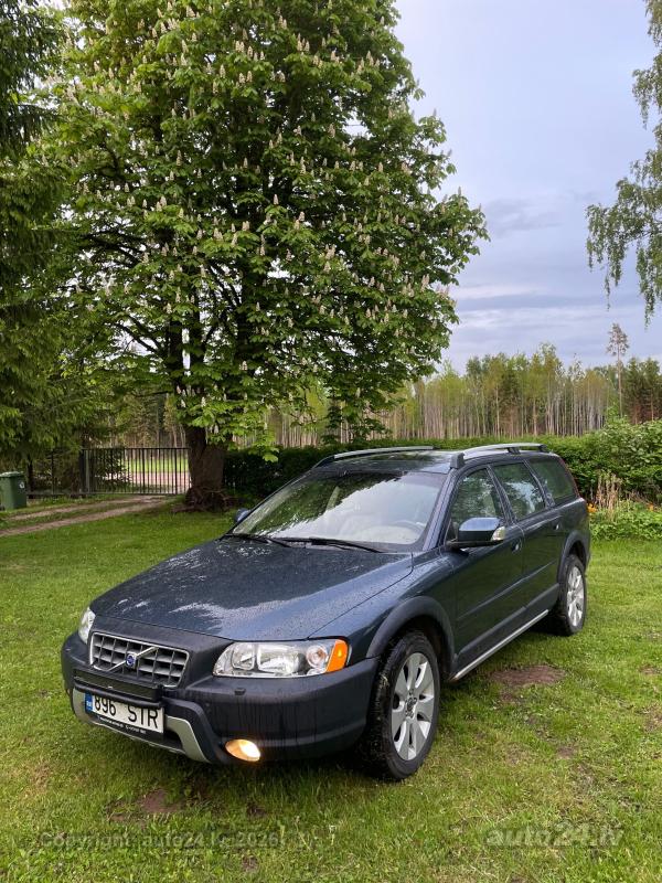 Blue Volvo XC70 2007 in Tallinn, with an engine capacity of 2.40 L and mileage of 434 thousand km for 4720 €, photo 10 on AUTOMOTO.COM.LV