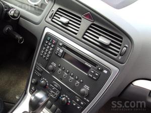 Blue Volvo XC70 2007 in Riga, with an engine capacity of 2.40 L and mileage of 214 thousand km for 7000 €, photo 9 on AUTOMOTO.COM.LV