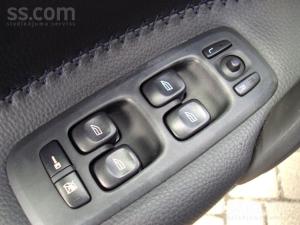 Blue Volvo XC70 2007 in Riga, with an engine capacity of 2.40 L and mileage of 214 thousand km for 7000 €, photo 14 on AUTOMOTO.COM.LV