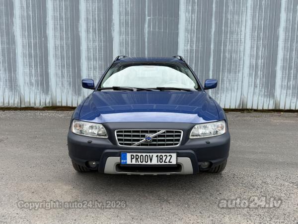 Blue Volvo XC70 2007 in Paide, with an engine capacity of 2.40 L and mileage of 299 thousand km for 6390 €, photo 3 on AUTOMOTO.COM.LV