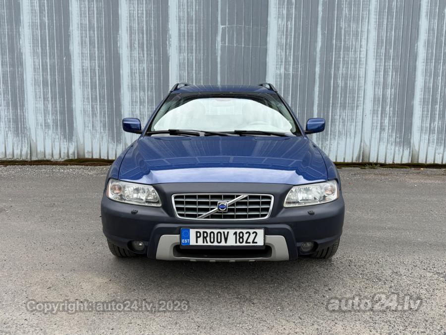 Blue Volvo XC70 2007 in Paide, with an engine capacity of 2.40 L and mileage of 299 thousand km for 6390 €, photo 4 on AUTOMOTO.COM.LV