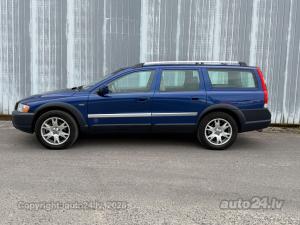 Blue Volvo XC70 2007 in Paide, with an engine capacity of 2.40 L and mileage of 299 thousand km for 6390 €, photo 9 on AUTOMOTO.COM.LV