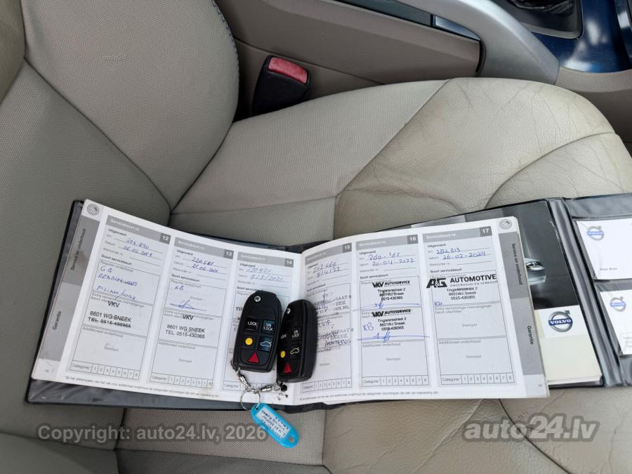 Blue Volvo XC70 2007 in Paide, with an engine capacity of 2.40 L and mileage of 299 thousand km for 6390 €, photo 24 on AUTOMOTO.COM.LV