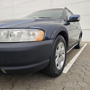 Синий Вольво ХС70 2007 в Рига, объемом двигателя 2.40 л и пробегом 285 тыс. км за 4470 €, фото 9 на AUTOMOTO.COM.LV
