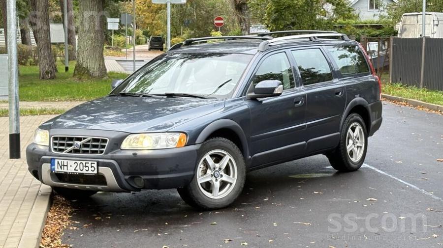 Zils Volvo XC70 2007 Jūrmala, ar dzinēja tilpumu 2.40 L un nobraukumu 289 tūkst. km par 4100 €, foto 1 vietnē AUTOMOTO.COM.LV