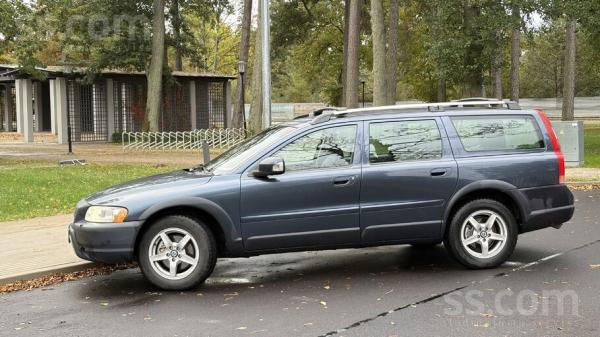 Zils Volvo XC70 2007 Jūrmala, ar dzinēja tilpumu 2.40 L un nobraukumu 289 tūkst. km par 4100 €, foto 3 vietnē AUTOMOTO.COM.LV