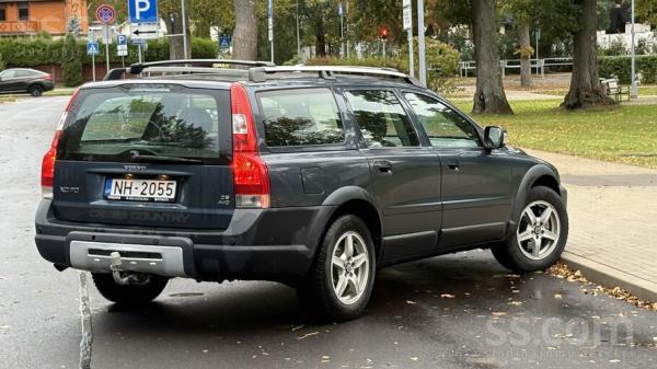 Zils Volvo XC70 2007 Jūrmala, ar dzinēja tilpumu 2.40 L un nobraukumu 289 tūkst. km par 4100 €, foto 7 vietnē AUTOMOTO.COM.LV