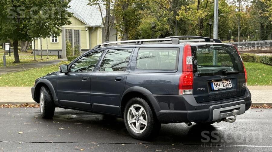 Zils Volvo XC70 2007 Jūrmala, ar dzinēja tilpumu 2.40 L un nobraukumu 289 tūkst. km par 4100 €, foto 8 vietnē AUTOMOTO.COM.LV