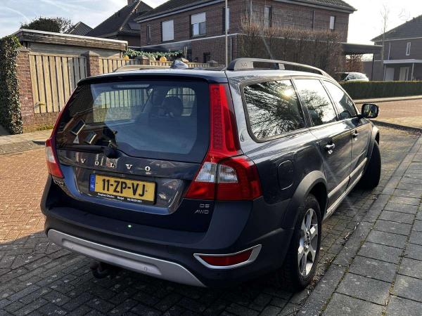 Zils Volvo XC70 2008 Utena, ar dzinēja tilpumu 2.40 L un nobraukumu 270 tūkst. km par 6300 €, foto 8 vietnē AUTOMOTO.COM.LV