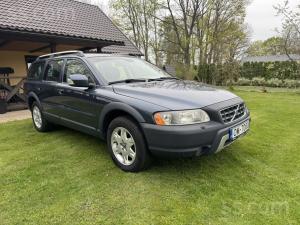 Zils Volvo XC70 2008 Rīga, ar dzinēja tilpumu 2.50 L un nobraukumu 215 tūkst. km par 4490 €, foto 3 vietnē AUTOMOTO.COM.LV
