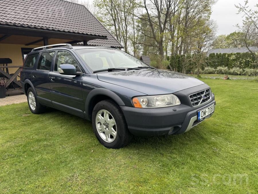 Zils Volvo XC70 2008 Rīga, ar dzinēja tilpumu 2.50 L un nobraukumu 215 tūkst. km par 4490 €, foto 3 vietnē AUTOMOTO.COM.LV