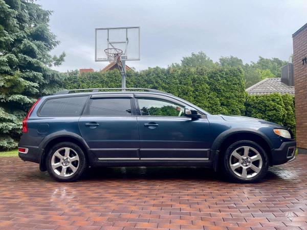 Zils Volvo XC70 2008 Šauļi, ar dzinēja tilpumu 2.40 L un nobraukumu 225 tūkst. km par 2950 €, foto 6 vietnē AUTOMOTO.COM.LV