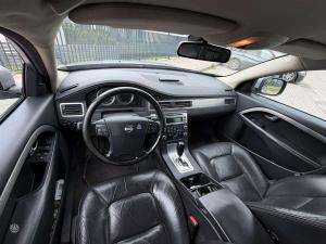 Blue Volvo XC70 2009 in Vilnius, with an engine capacity of 2.40 L and mileage of 395 thousand km for 3600 €, photo 12 on AUTOMOTO.COM.LV