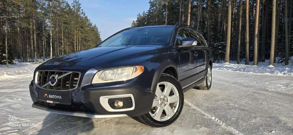 Blue Volvo XC70 2010 in Kazlu Ruda, with an engine capacity of 2.40 L and mileage of 289 thousand km for 5800 €, photo 5 on AUTOMOTO.COM.LV