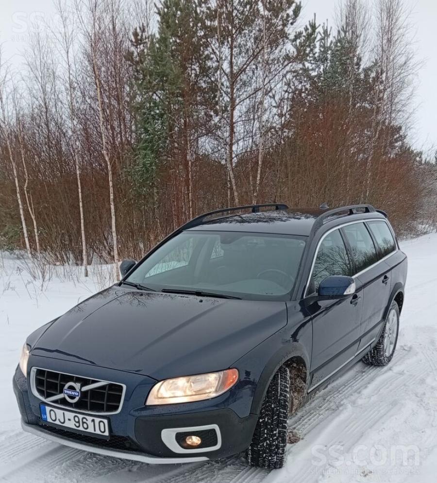 Zils Volvo XC70 2010 Tukums, ar dzinēja tilpumu 2.40 L un nobraukumu 0 tūkst. km par 7100 €, foto 3 vietnē AUTOMOTO.COM.LV