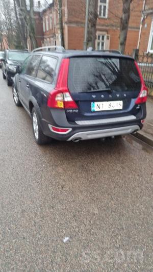 Zils Volvo XC70 2010 Rīga, ar dzinēja tilpumu 2.40 L un nobraukumu 295 tūkst. km par 9300 €, foto 13 vietnē AUTOMOTO.COM.LV