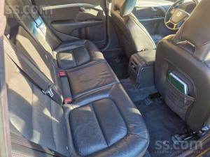 Zils Volvo XC70 2010 Rīga, ar dzinēja tilpumu 2.40 L un nobraukumu 295 tūkst. km par 9300 €, foto 17 vietnē AUTOMOTO.COM.LV
