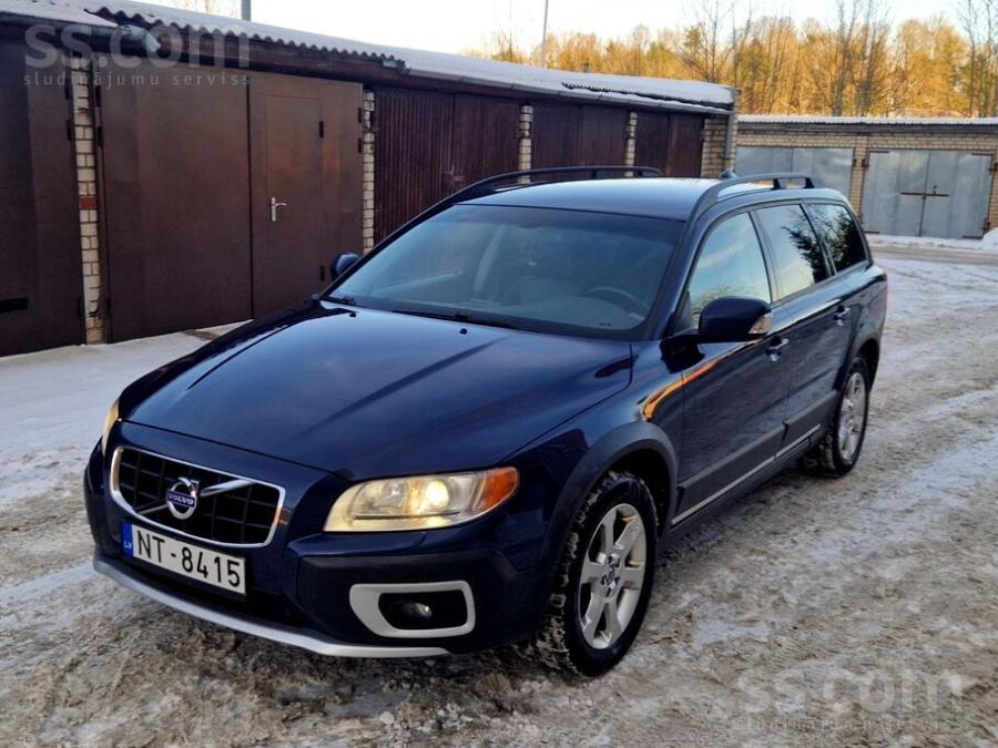 Zils Volvo XC70 2010 Rīga, ar dzinēja tilpumu 2.40 L un nobraukumu 295 tūkst. km par 9300 €, foto 20 vietnē AUTOMOTO.COM.LV