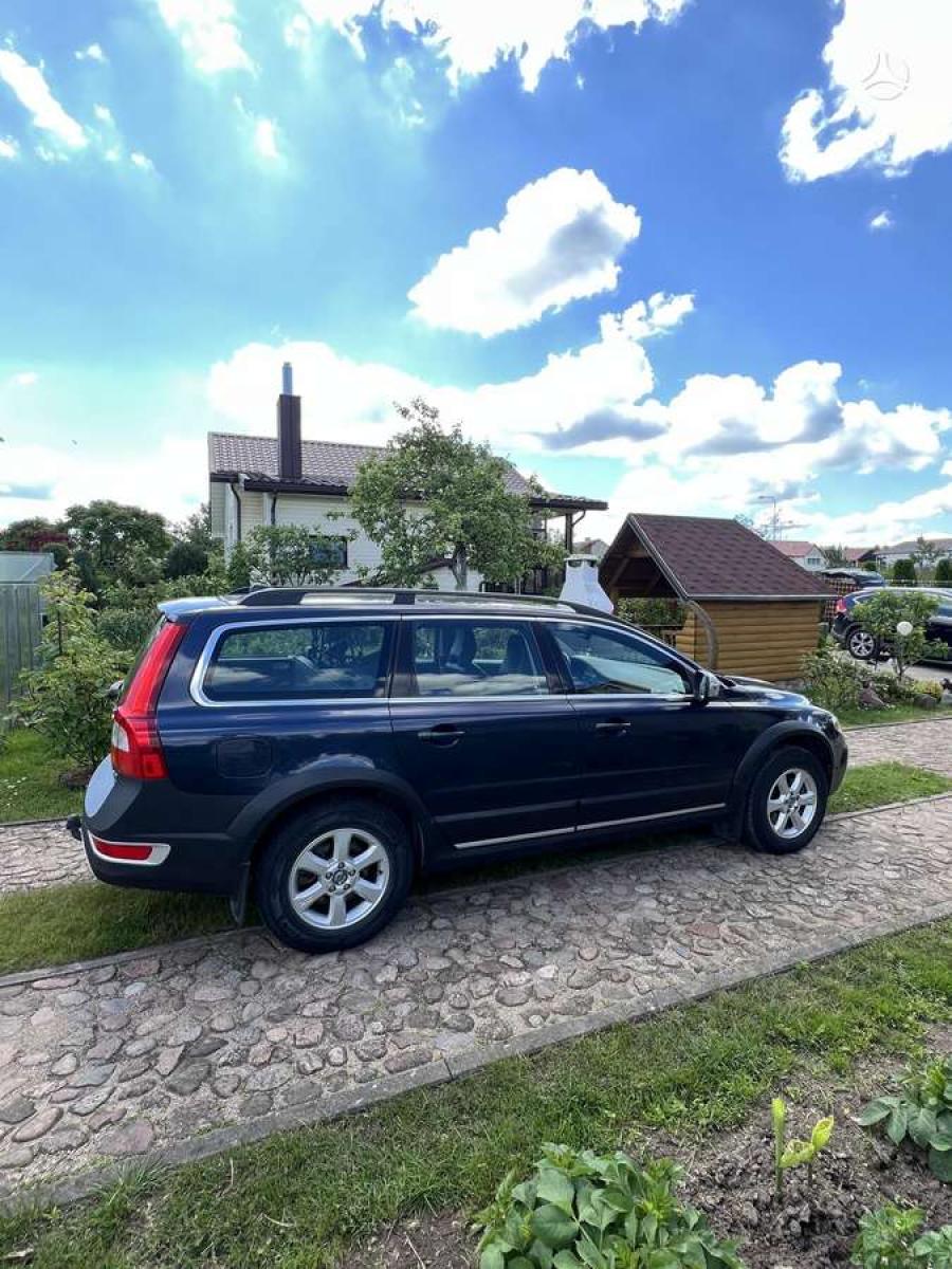 Zils Volvo XC70 2010 Šalčininkai, ar dzinēja tilpumu 2.40 L un nobraukumu 284 tūkst. km par 5400 €, foto 6 vietnē AUTOMOTO.COM.LV