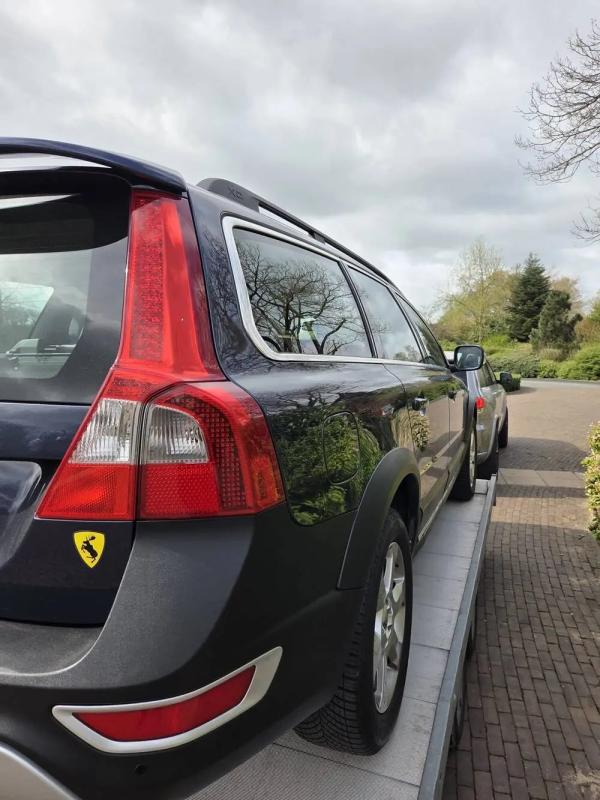 Zils Volvo XC70 2010 Jūrmala, ar dzinēja tilpumu 2.00 L un nobraukumu 340 tūkst. km par 7450 €, foto 2 vietnē AUTOMOTO.COM.LV