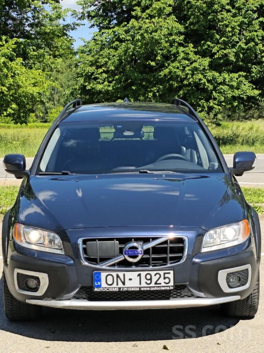 Zils Volvo XC70 2010 Ogre, ar dzinēja tilpumu 2.40 L un nobraukumu 285 tūkst. km par 8470 €, foto 3 vietnē AUTOMOTO.COM.LV