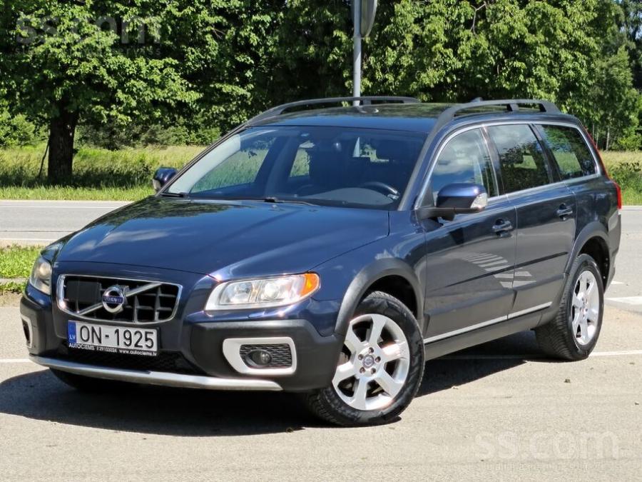 Zils Volvo XC70 2010 Ogre, ar dzinēja tilpumu 2.40 L un nobraukumu 285 tūkst. km par 8470 €, foto 4 vietnē AUTOMOTO.COM.LV