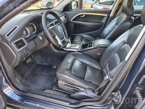 Zils Volvo XC70 2010 Ogre, ar dzinēja tilpumu 2.40 L un nobraukumu 285 tūkst. km par 8470 €, foto 9 vietnē AUTOMOTO.COM.LV
