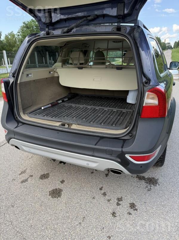 Zils Volvo XC70 2010 Aizkraukle, ar dzinēja tilpumu 2.40 L un nobraukumu 166 tūkst. km par 8950 €, foto 6 vietnē AUTOMOTO.COM.LV