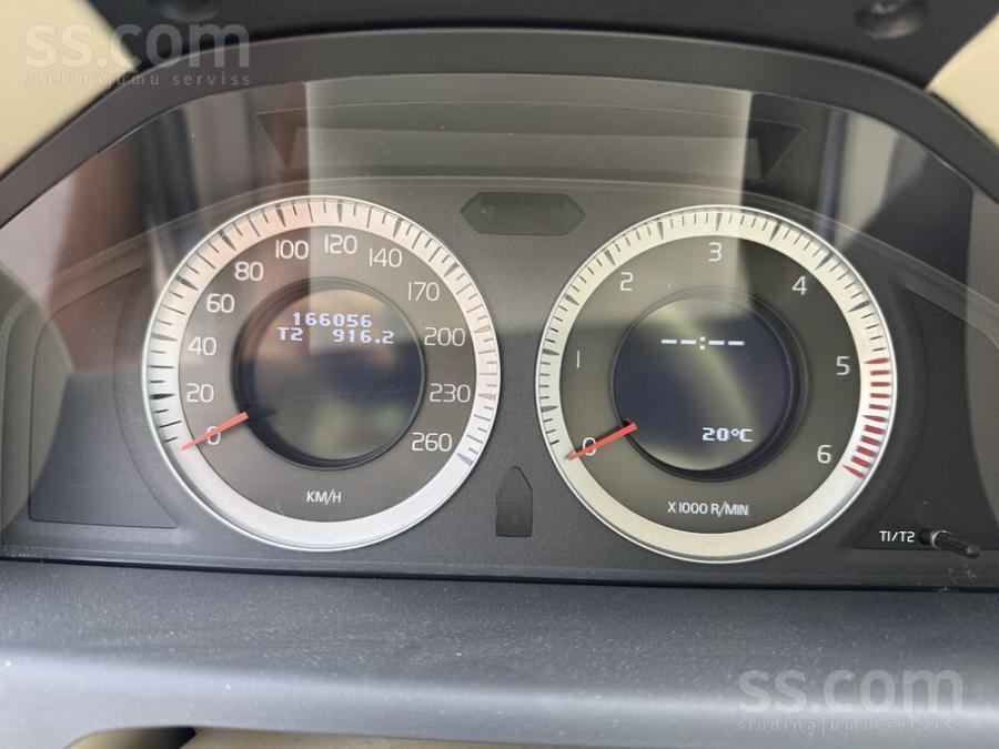 Zils Volvo XC70 2010 Aizkraukle, ar dzinēja tilpumu 2.40 L un nobraukumu 166 tūkst. km par 8950 €, foto 9 vietnē AUTOMOTO.COM.LV