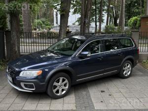 Zils Volvo XC70 2010 Rīga, ar dzinēja tilpumu 2.40 L un nobraukumu 324 tūkst. km par 6150 €, foto 4 vietnē AUTOMOTO.COM.LV