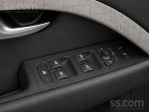 Zils Volvo XC70 2010 Rīga, ar dzinēja tilpumu 2.40 L un nobraukumu 324 tūkst. km par 6150 €, foto 12 vietnē AUTOMOTO.COM.LV
