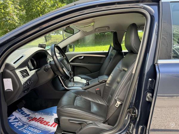 Zils Volvo XC70 2010 Alīta, ar dzinēja tilpumu 2.00 L un nobraukumu 285 tūkst. km par 6950 €, foto 6 vietnē AUTOMOTO.COM.LV