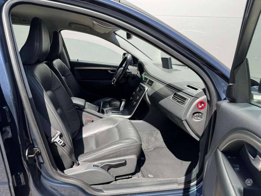 Синий Вольво ХС70 2010 в Алитус, объемом двигателя 2.00 л и пробегом 285 тыс. км за 6950 €, фото 10 на AUTOMOTO.COM.LV