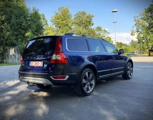 Blue Volvo XC70 2010 in Jurmala, with an engine capacity of 2.40 L and mileage of 376 thousand km for 6999 €, photo 8 on AUTOMOTO.COM.LV