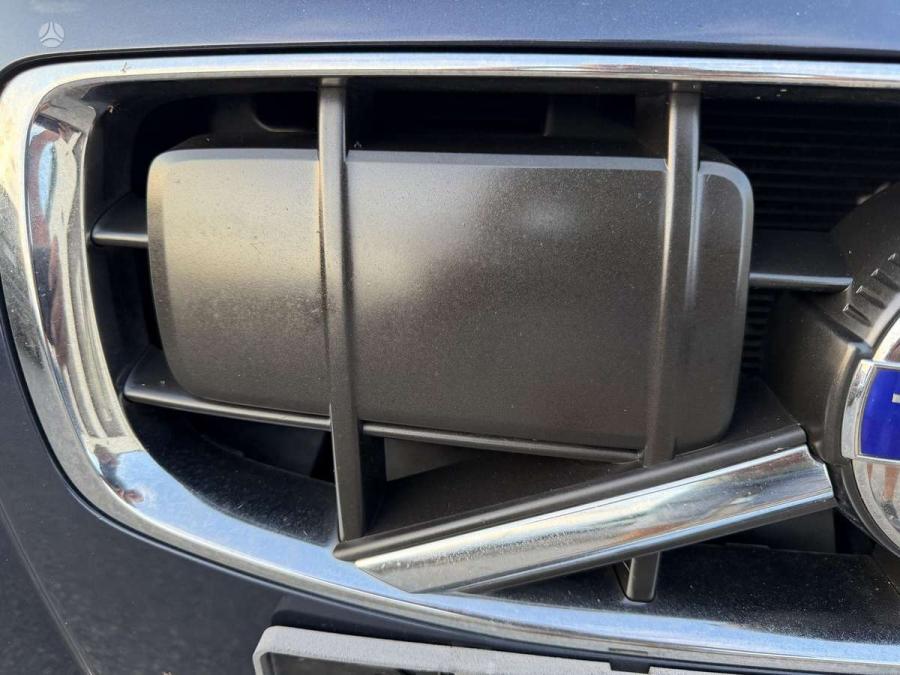 Blue Volvo XC70 2010 in Utena, with an engine capacity of 1.98 L and mileage of 344 thousand km for 6600 €, photo 11 on AUTOMOTO.COM.LV