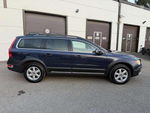 Blue Volvo XC70 2010 in Utena, with an engine capacity of 1.98 L and mileage of 344 thousand km for 6600 €, photo 22 on AUTOMOTO.COM.LV