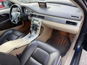Blue Volvo XC70 2010 in Utena, with an engine capacity of 1.98 L and mileage of 344 thousand km for 6600 €, photo 33 on AUTOMOTO.COM.LV