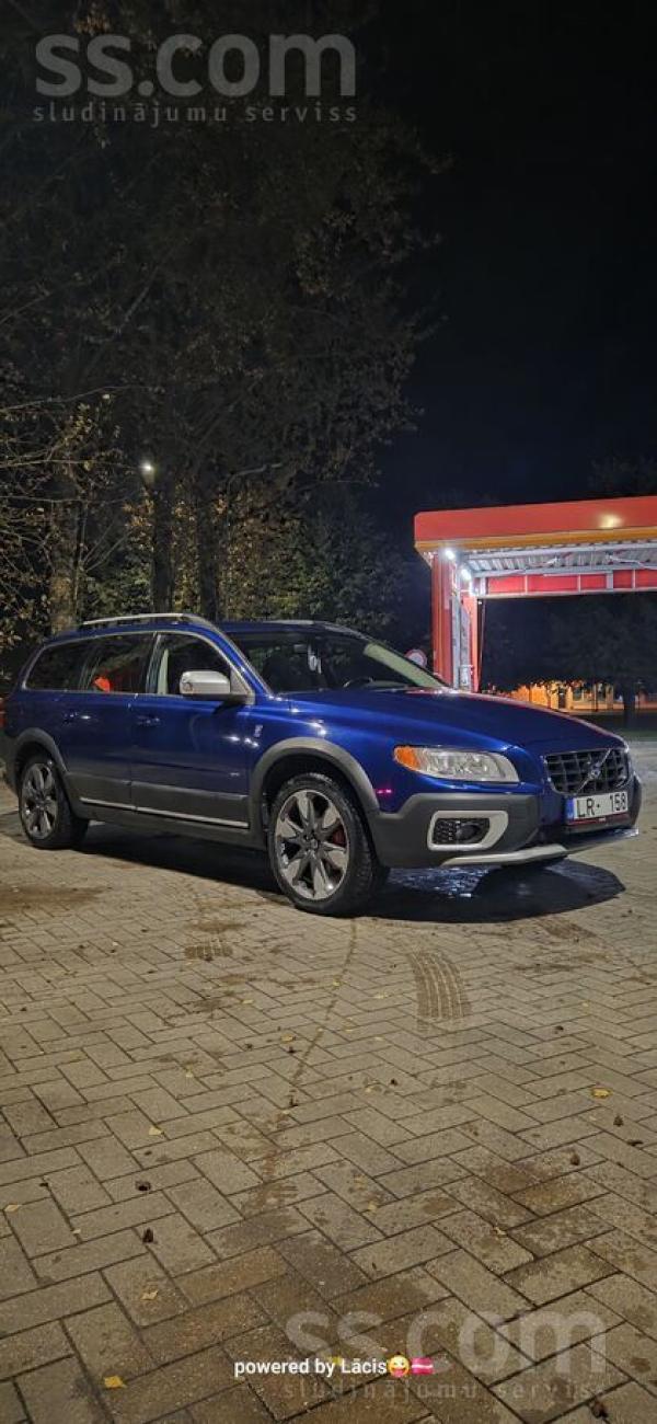 Volvo XC70 2010 Rīga vietnē Zils Volvo XC70 2010 Rīga, ar dzinēja tilpumu 2.40 L un nobraukumu 383 tūkst. km par 9100 €, foto 1 vietnē AUTOMOTO.COM.LV
