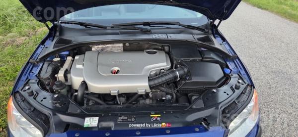 Volvo XC70 2010 Rīga vietnē Zils Volvo XC70 2010 Rīga, ar dzinēja tilpumu 2.40 L un nobraukumu 383 tūkst. km par 9100 €, foto 9 vietnē AUTOMOTO.COM.LV