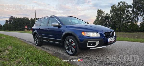 Zils Volvo XC70 2010 Rīga, ar dzinēja tilpumu 2.40 L un nobraukumu 383 tūkst. km par 9100 €, foto 10 vietnē AUTOMOTO.COM.LV