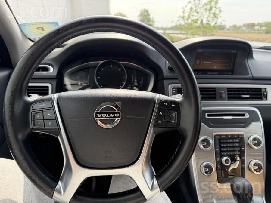 Zils Volvo XC70 2011 Ogre, ar dzinēja tilpumu 2.00 L un nobraukumu 490 tūkst. km par 5250 €, foto 6 vietnē AUTOMOTO.COM.LV