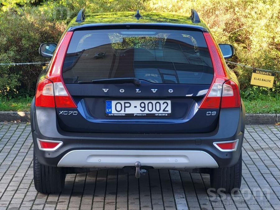 Zils Volvo XC70 2011 Jelgava, ar dzinēja tilpumu 2.00 L un nobraukumu 311 tūkst. km par 7990 €, foto 5 vietnē AUTOMOTO.COM.LV