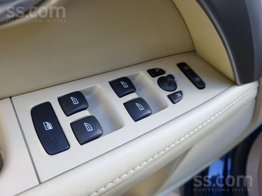 Zils Volvo XC70 2011 Jelgava, ar dzinēja tilpumu 2.00 L un nobraukumu 311 tūkst. km par 7990 €, foto 15 vietnē AUTOMOTO.COM.LV